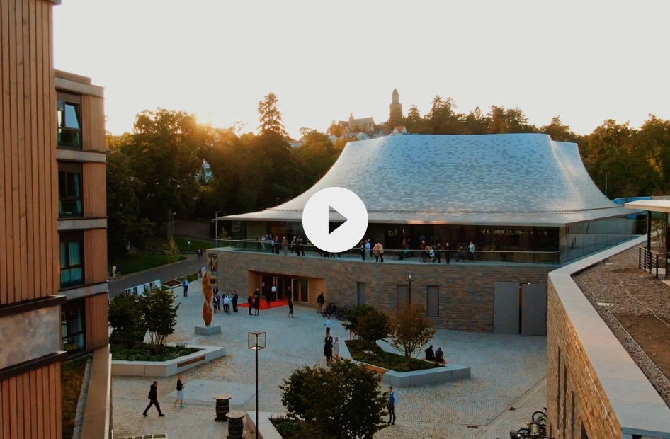 „Zuerst Mensch“ 30 Jahre Kronberg Academy . Kronberg Academy